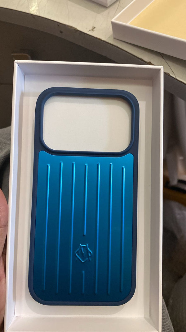 RIMOWA Aluminium Case For iPhone 17 Pro/Pro Max – mgviplounge